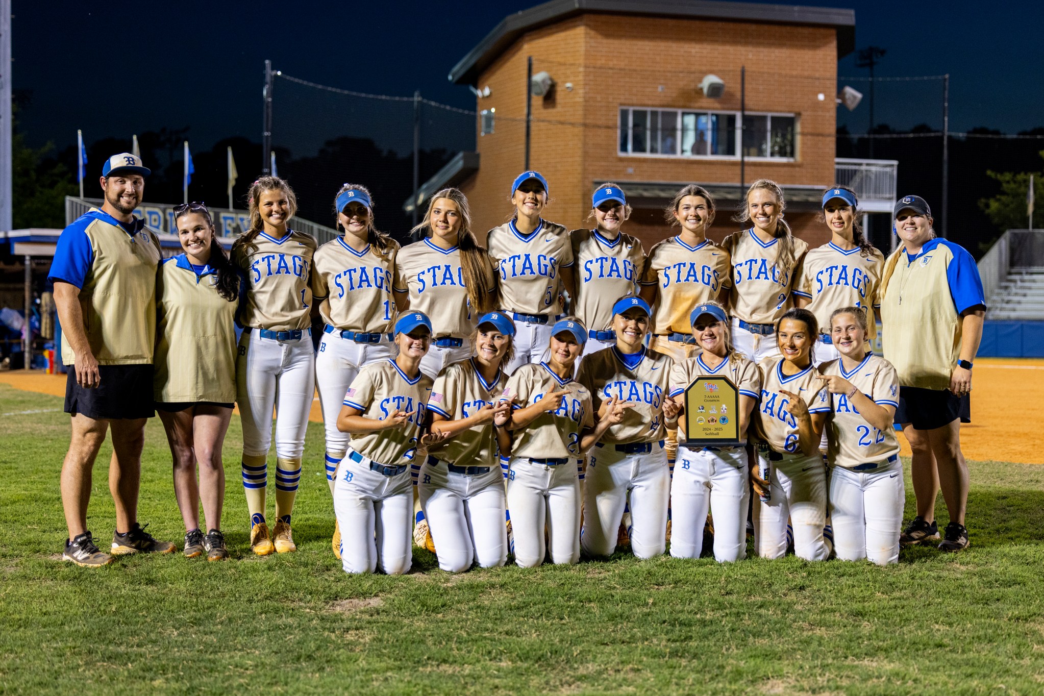BERKELEY GIRLS SOFTBALL – StaggyBHS.com